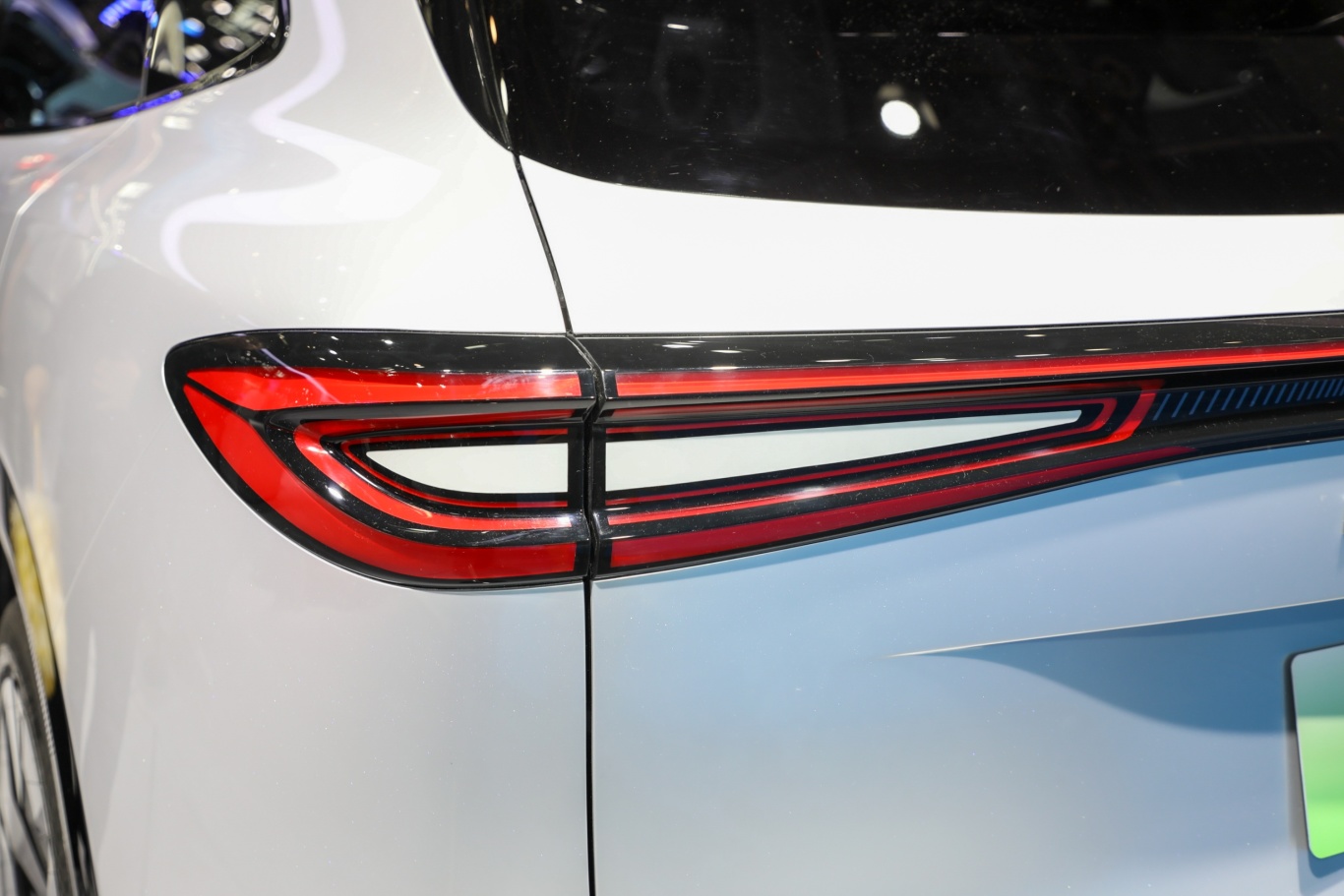 【风云E06高配版外观图片-汽车图片大全】-易车