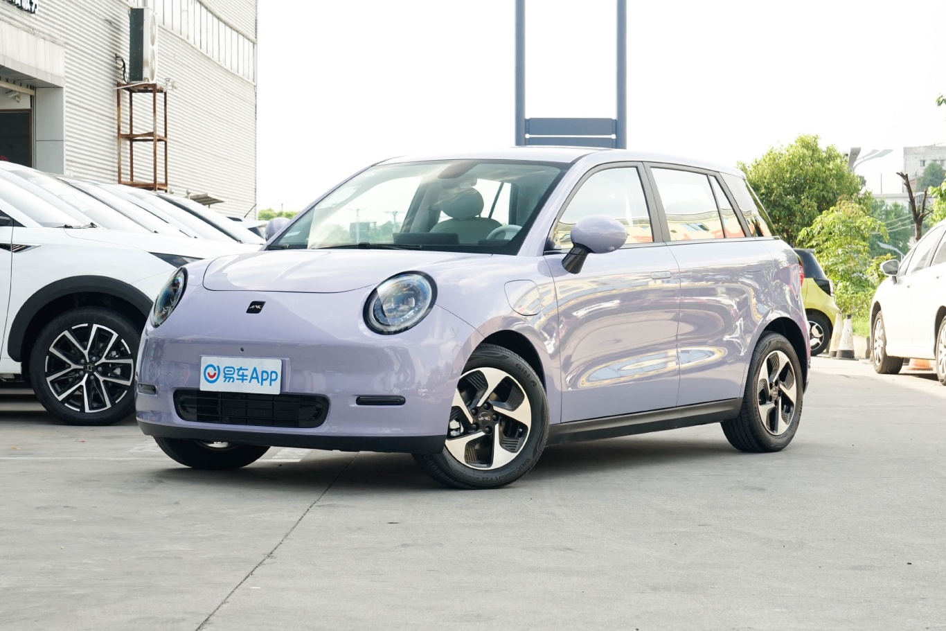 【江淮钇为3挚爱版 505km Air侧前45度车头向左水平图片-汽车图片大全】-易车