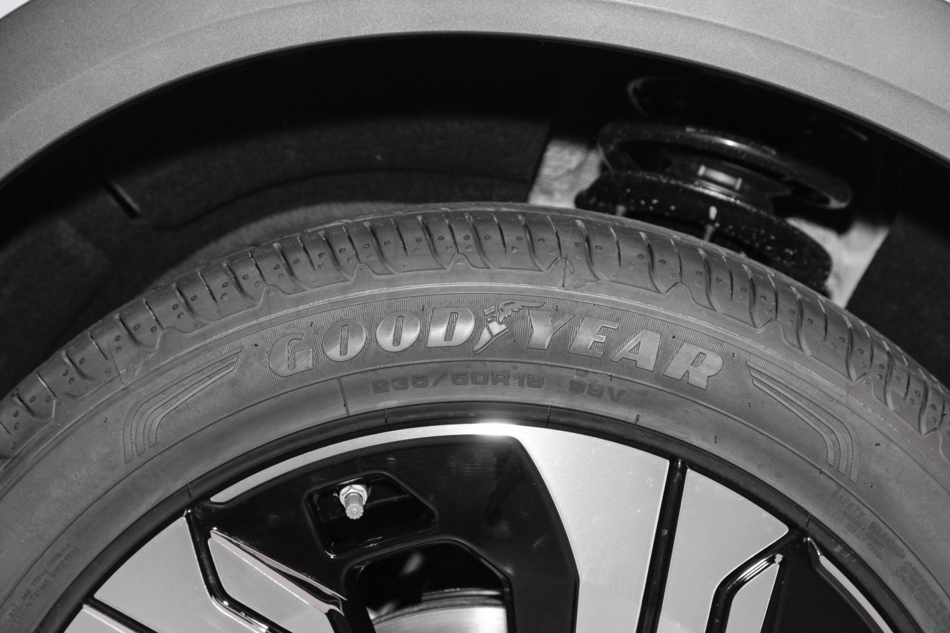 【银河E5530km 星舰版动力底盘图片-汽车图片大全】-易车