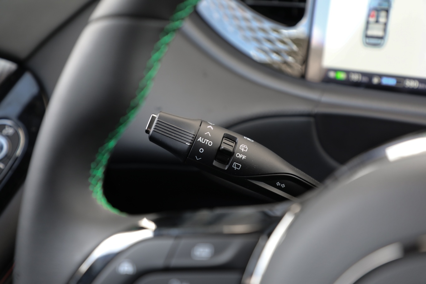 【岚图FREE318 259km 四驱探索版主驾驶位图片-汽车图片大全】-易车