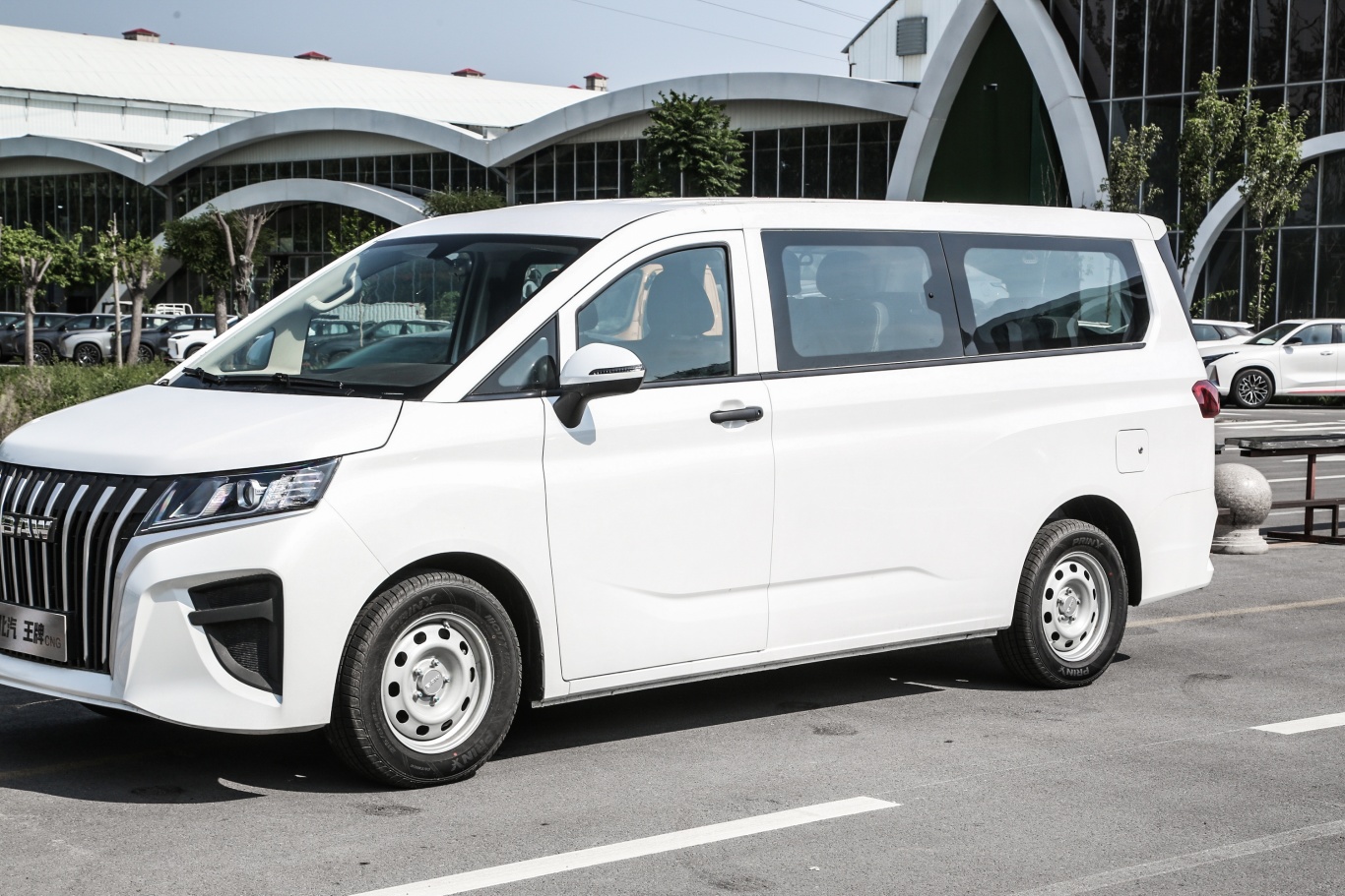 【锐胜王牌M72.0L 手动长轴舒适型 7座 CNG外观细节图片-汽车图片大全】-易车