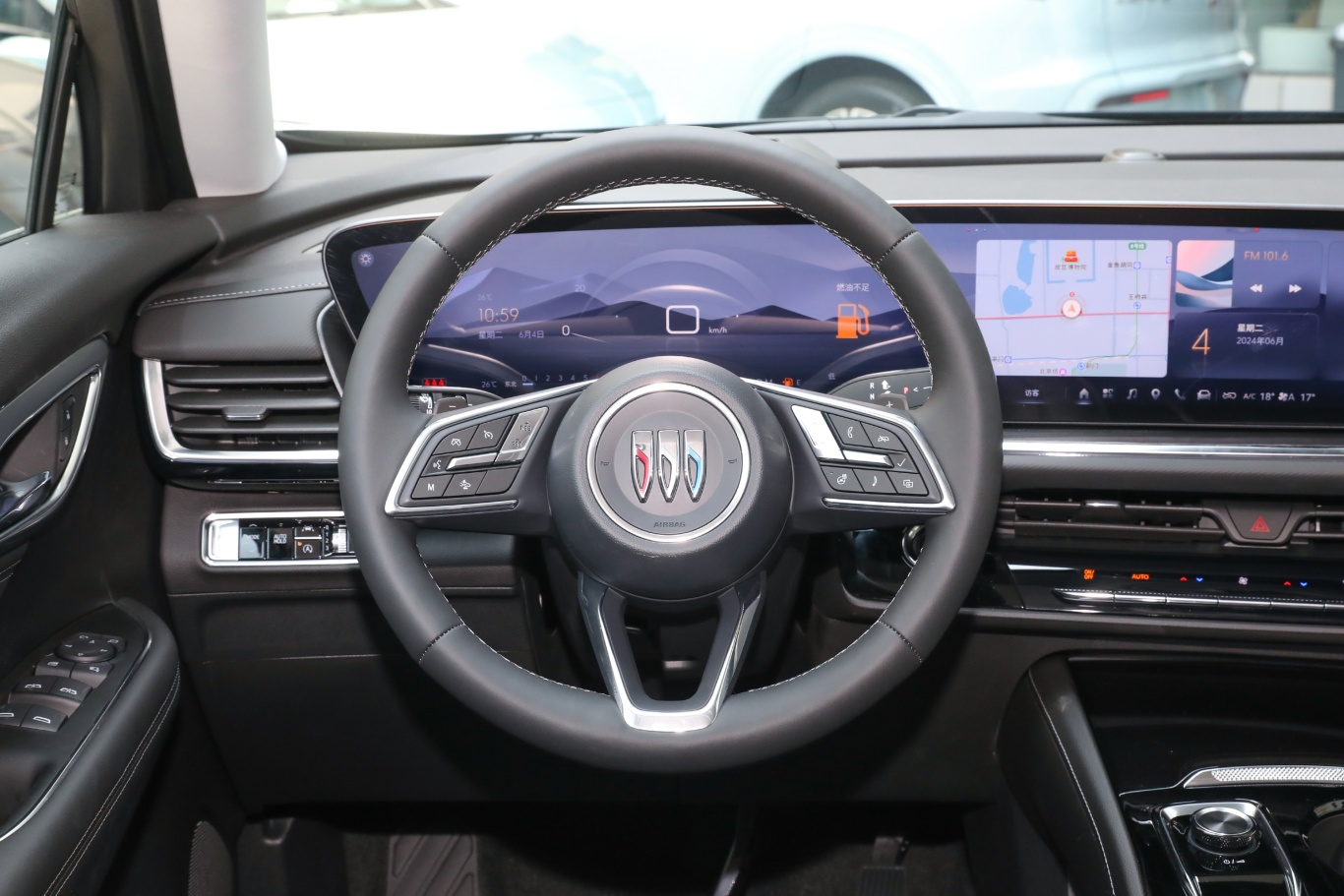 【昂科威Plus昂科威Plus 28T 四驱尊享版方向盘图片-汽车图片大全】-易车