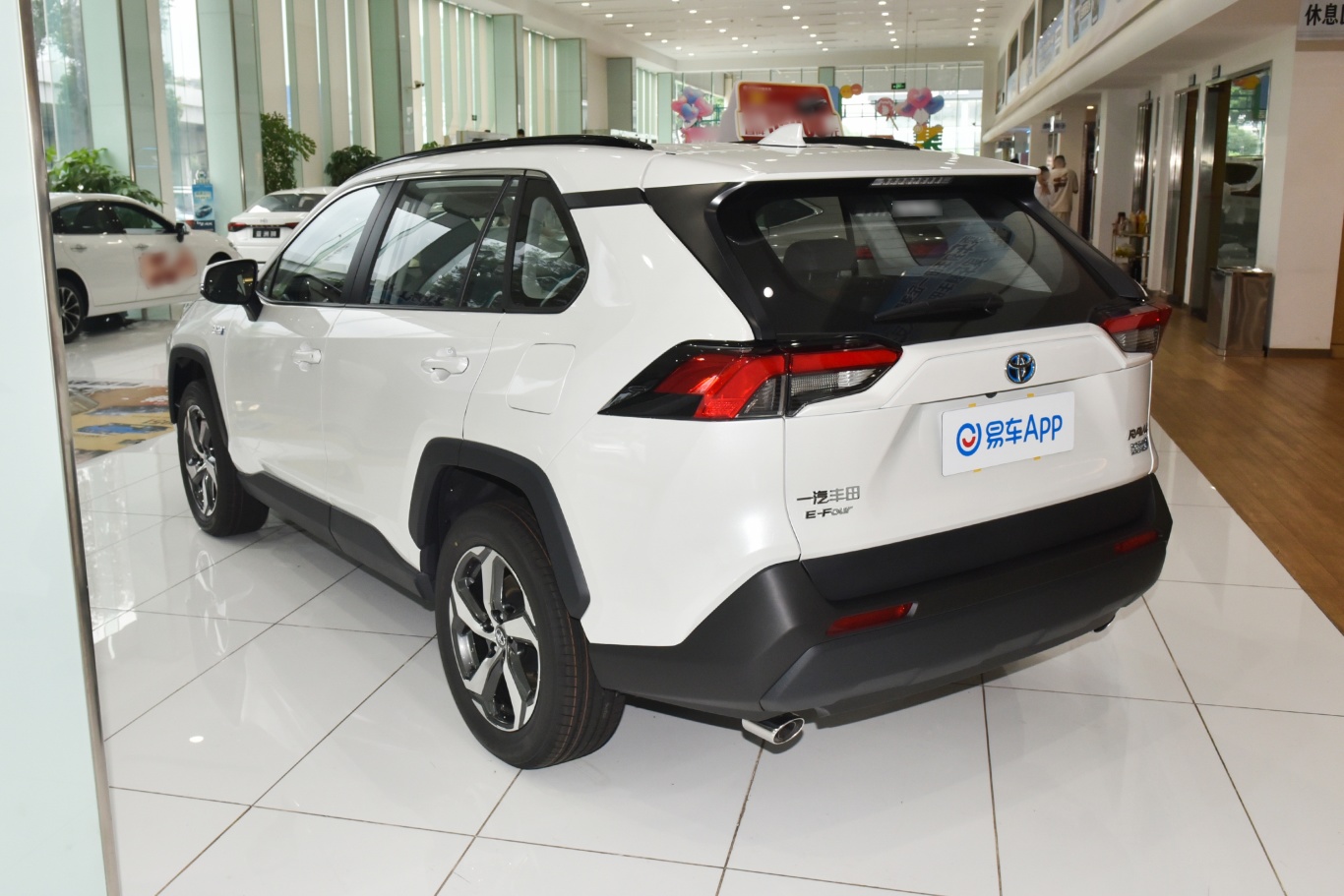 【RAV4荣放 双擎E+2.5L 四驱豪华Pro版侧后45度车头向左水平图片-汽车图片大全】-易车