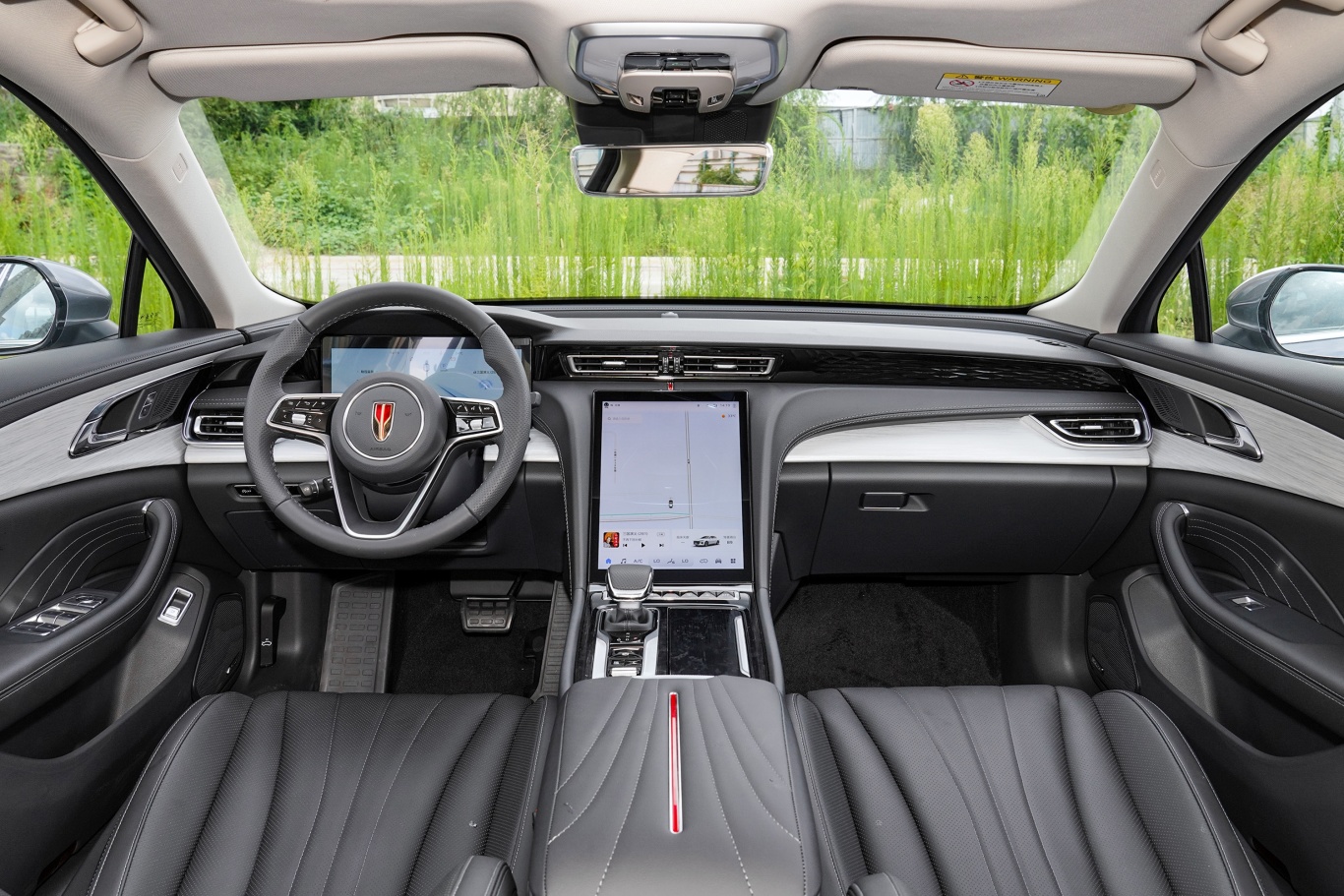 【红旗H52.0T 自动旗畅版内饰全景正拍图片-汽车图片大全】-易车