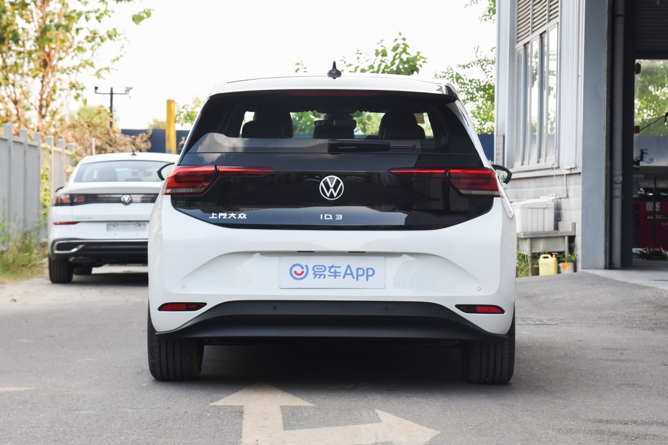 【大众ID.3聪明款 450km 纯净智享版正后水平图片-汽车图片大全】-易车