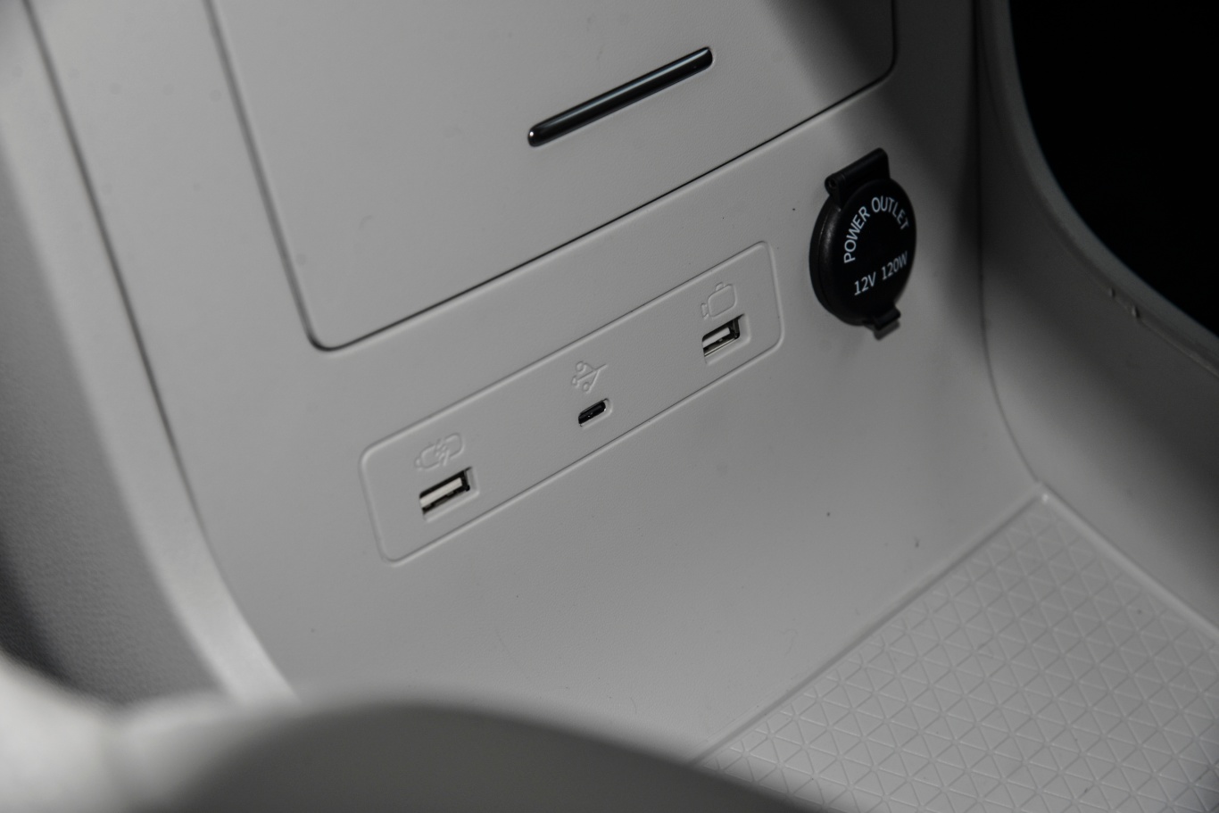 【风行星海V9中国结系列 1.5T 100km 豪华型中控图片-汽车图片大全】-易车