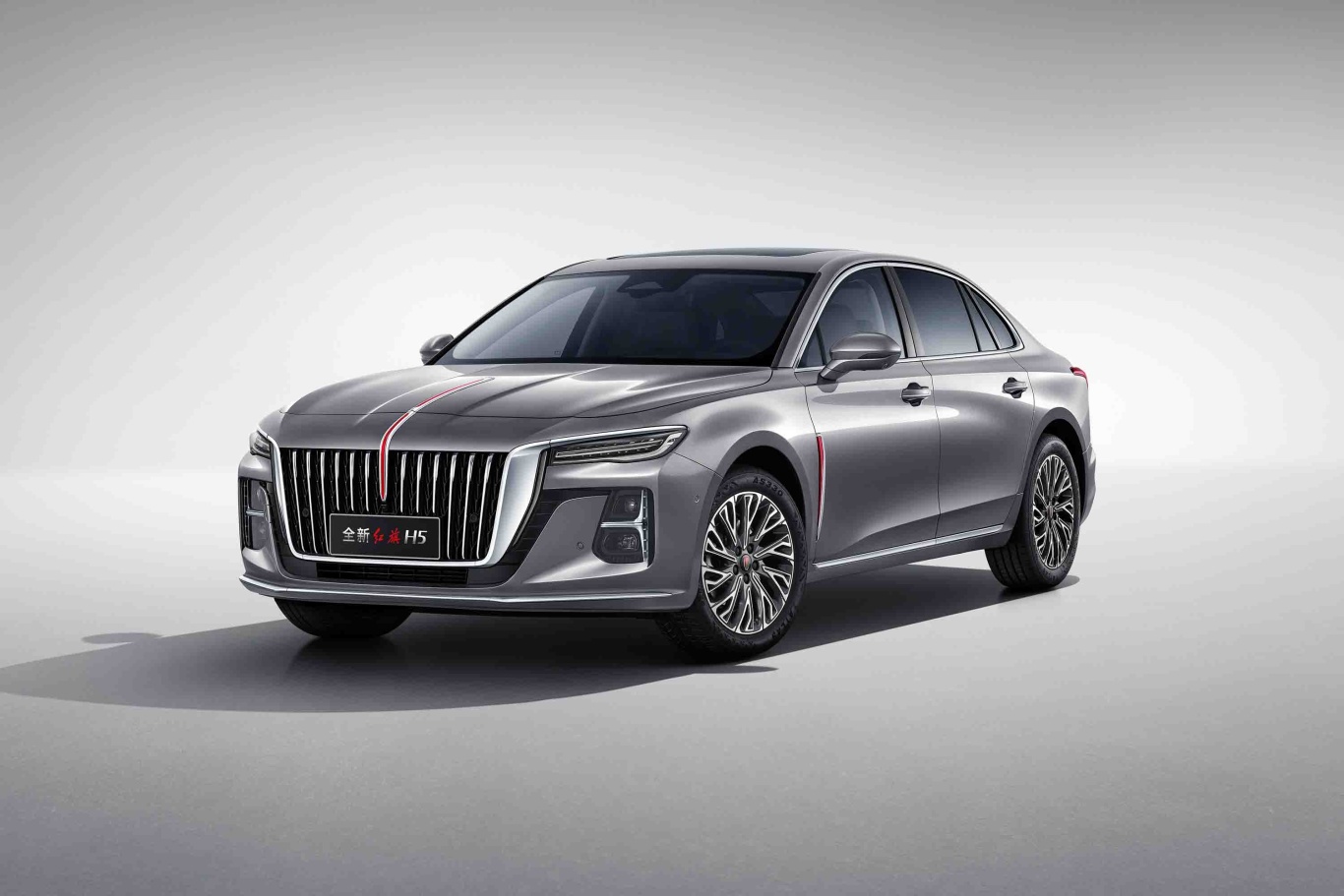 【红旗H52.0T 自动旗享50万辆纪念版图片-汽车图片大全】-易车