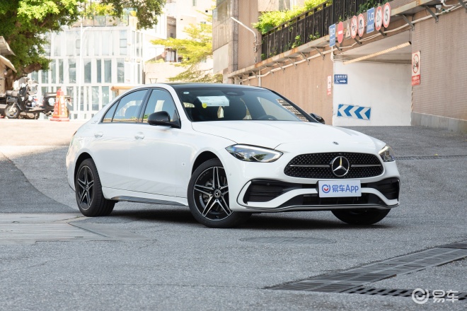 【奔驰奔驰C级2026款C 260 L 运动版】报价_图片_-参数_易车