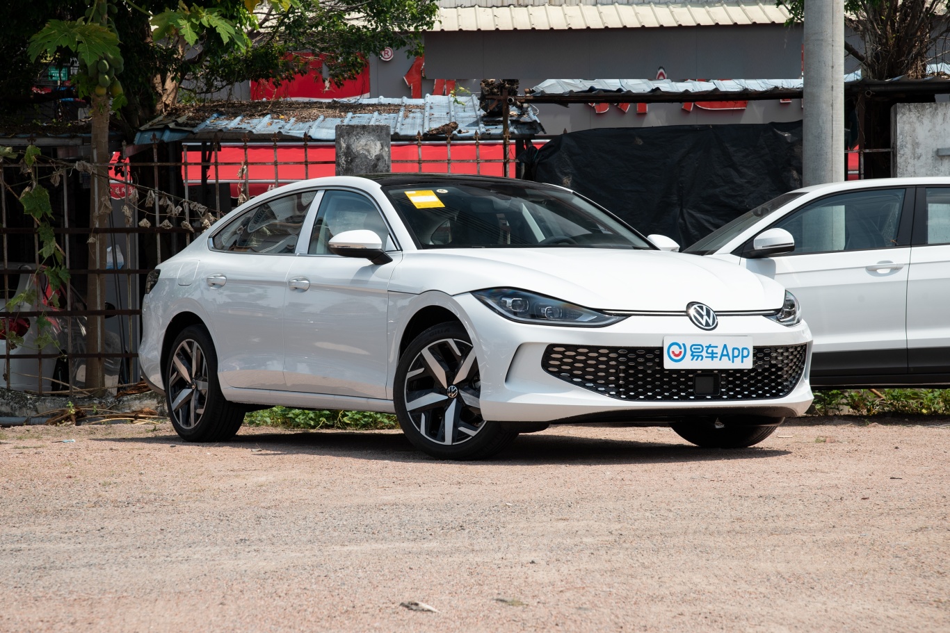 【凌渡凌渡L 280TSI 酷辣版侧前45度车头向右水平图片-汽车图片大全】-易车