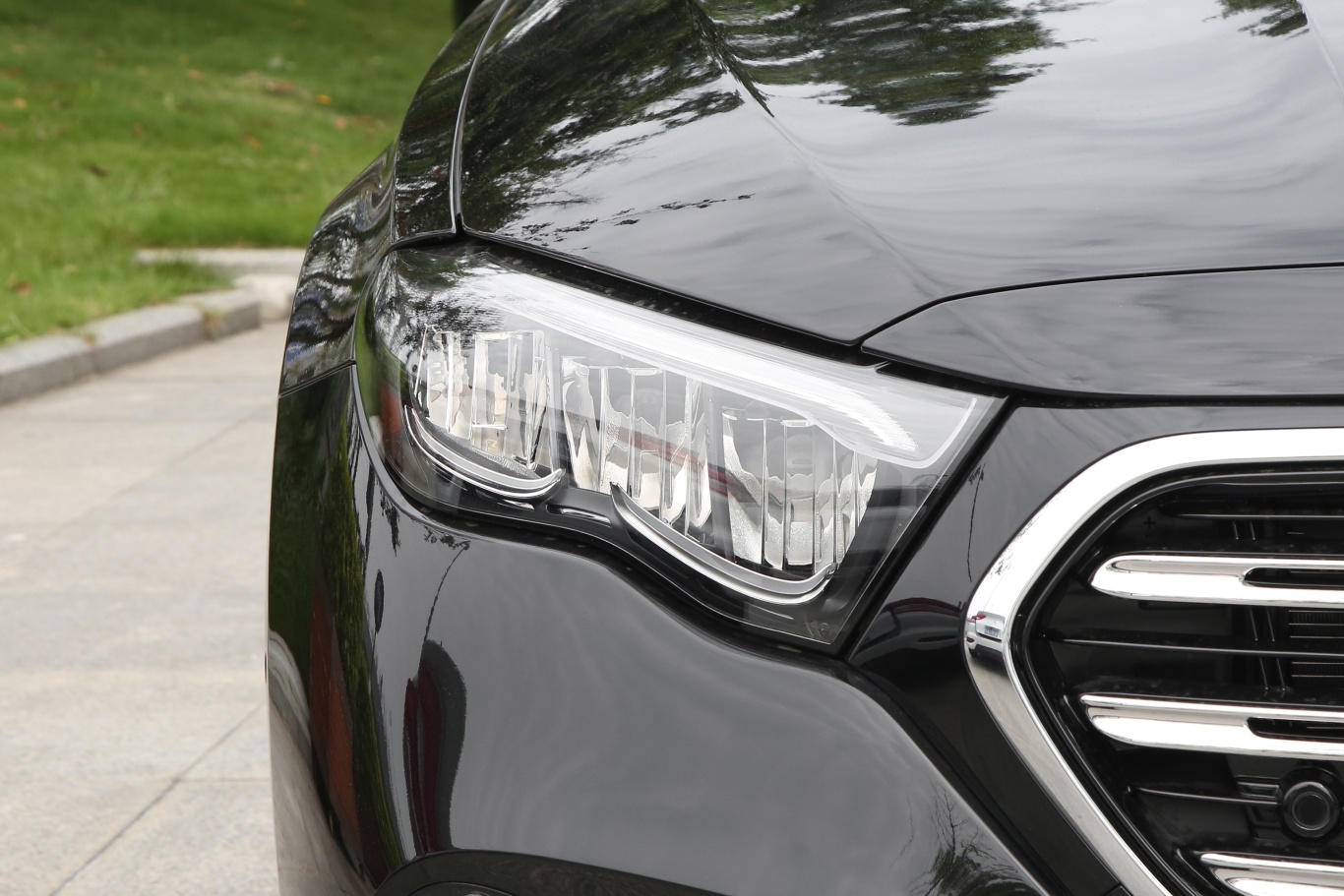 【奔驰E级E 300 L 豪华型外观灯组图片-汽车图片大全】-易车