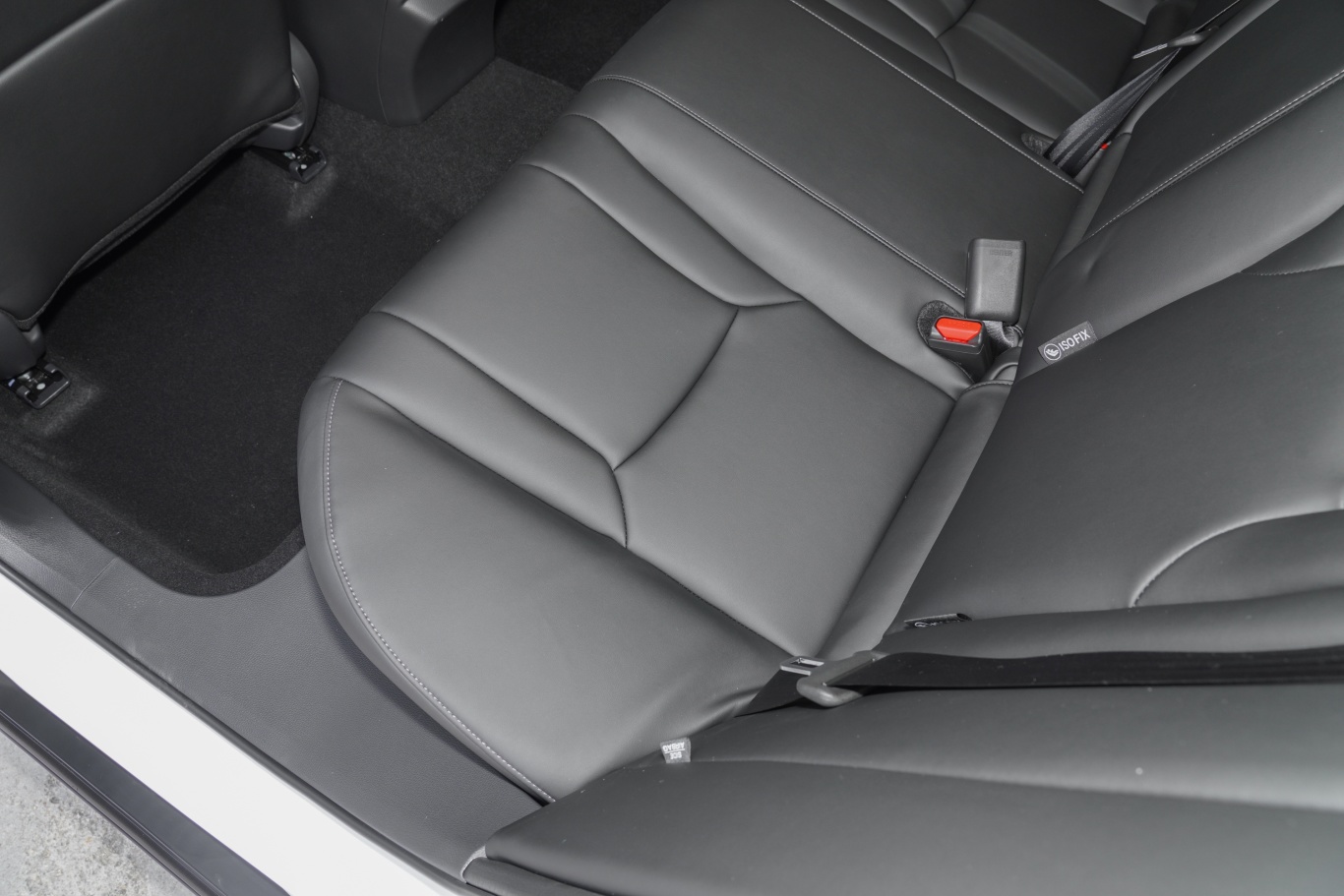 【雅阁260TURBO 豪华版后排空间图片-汽车图片大全】-易车