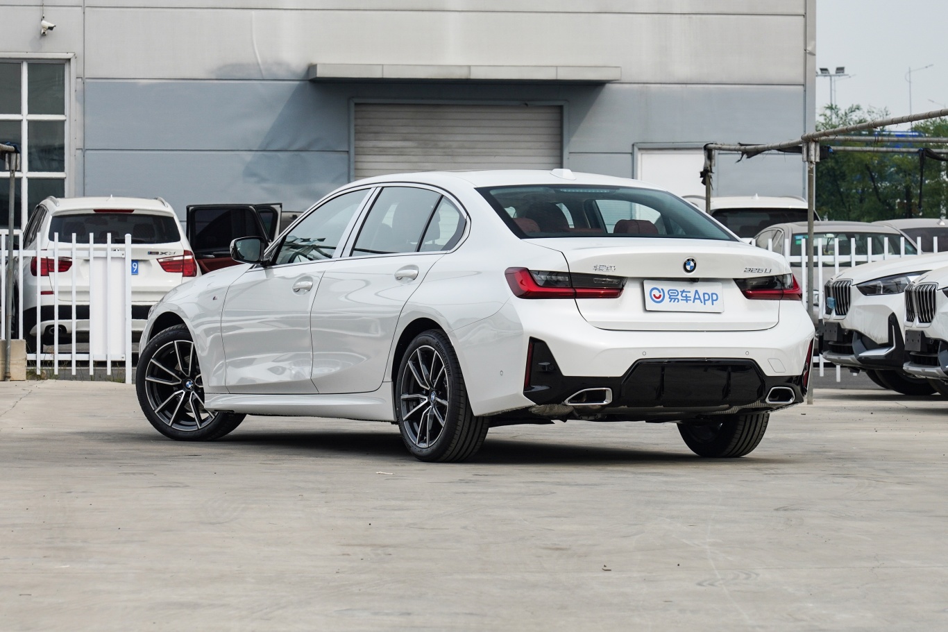 【宝马3系325Li M运动套装侧后45度车头向左水平图片-汽车图片大全】-易车