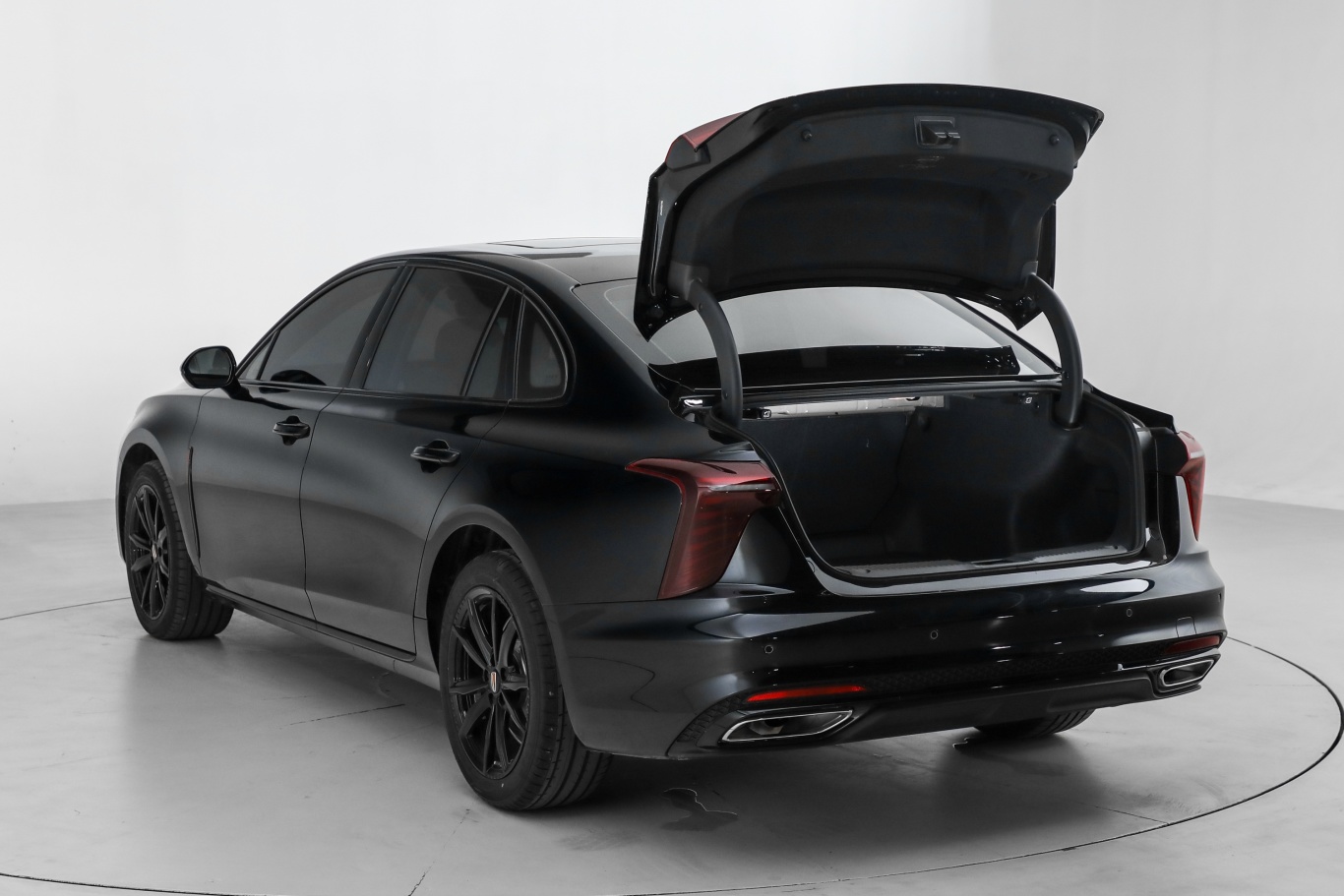 【红旗H52.0T 自动玄影版后备厢开启45度侧拍图片-汽车图片大全】-易车