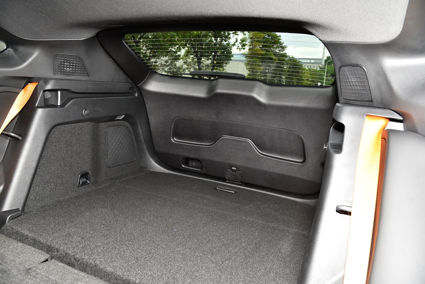 【深蓝S07增程版 285km 285Max乾崑智驾ADS SE版后排空间图片-汽车图片大全】-易车