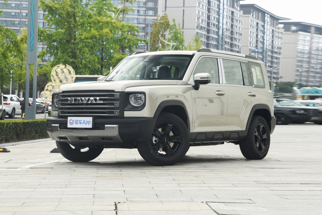 【哈弗猛龙PHEV1.5T Hi4 145km Pro侧前45度车头向左水平图片-汽车图片大全】-易车