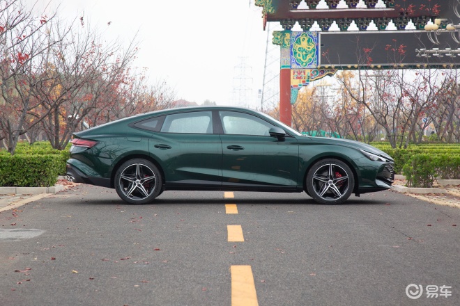 2025款MG7正式上市 限时一口价11.29万元起_易车