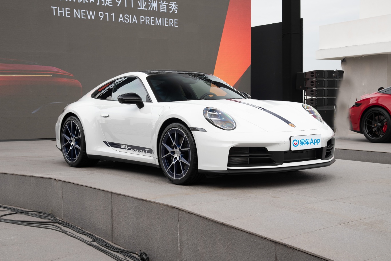 【保时捷911Carrera T 3.0T侧前45度车头向右水平图片-汽车图片大全】-易车