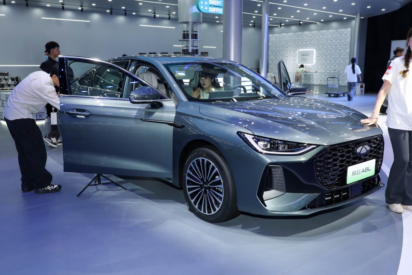 【风云A8L1.5T 145km 豪华型图片-汽车图片大全】-易车