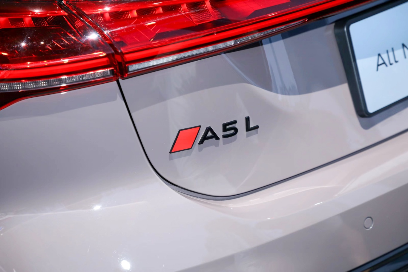 【奥迪A5L2.0T 运动版 quattro外观图片-汽车图片大全】-易车