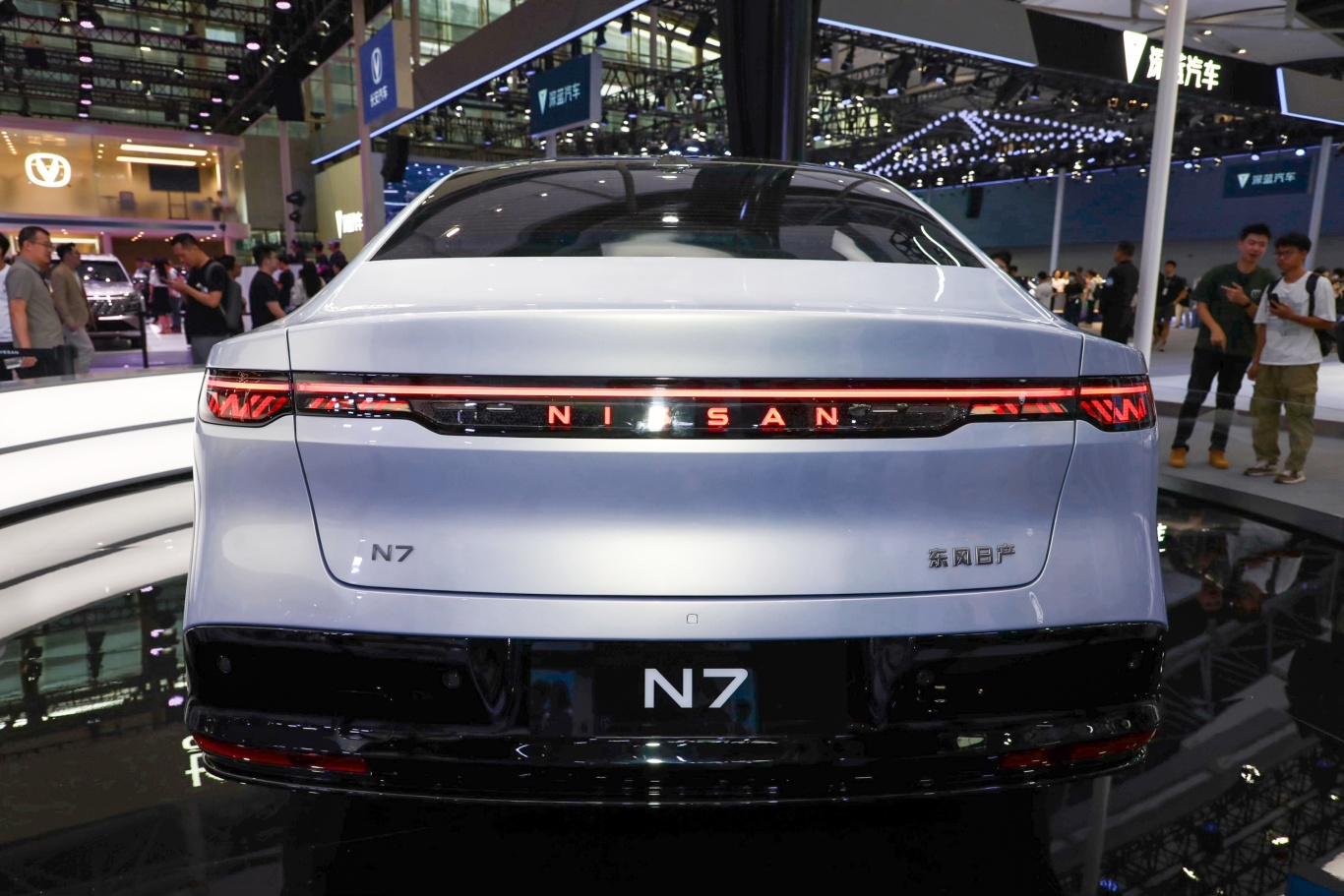 【东风日产N7标准版外观图片-汽车图片大全】-易车