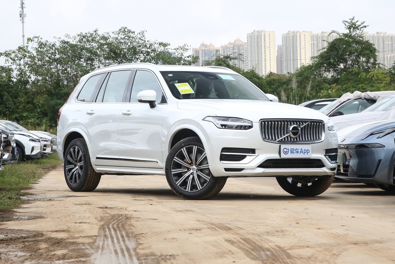 【沃尔沃XC90B5 智行豪华版 7座侧前45度车头向右水平图片-汽车图片大全】-易车