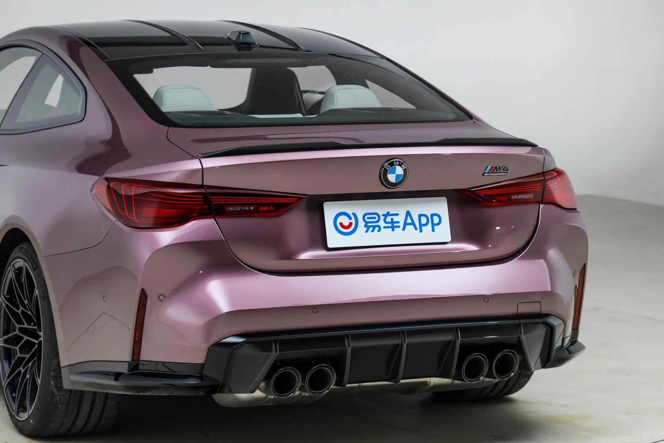 【宝马M4M4 双门轿跑车 M xDrive 雷霆版车尾特写图片-汽车图片大全】-易车
