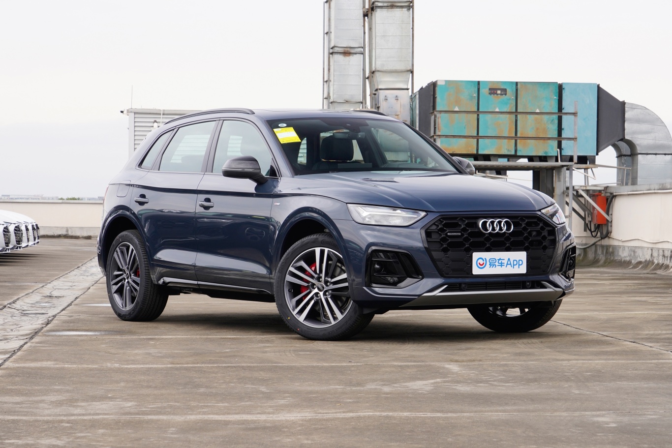 【奥迪Q5L40 TFSI 豪华动感型侧前45度车头向右水平图片-汽车图片大全】-易车