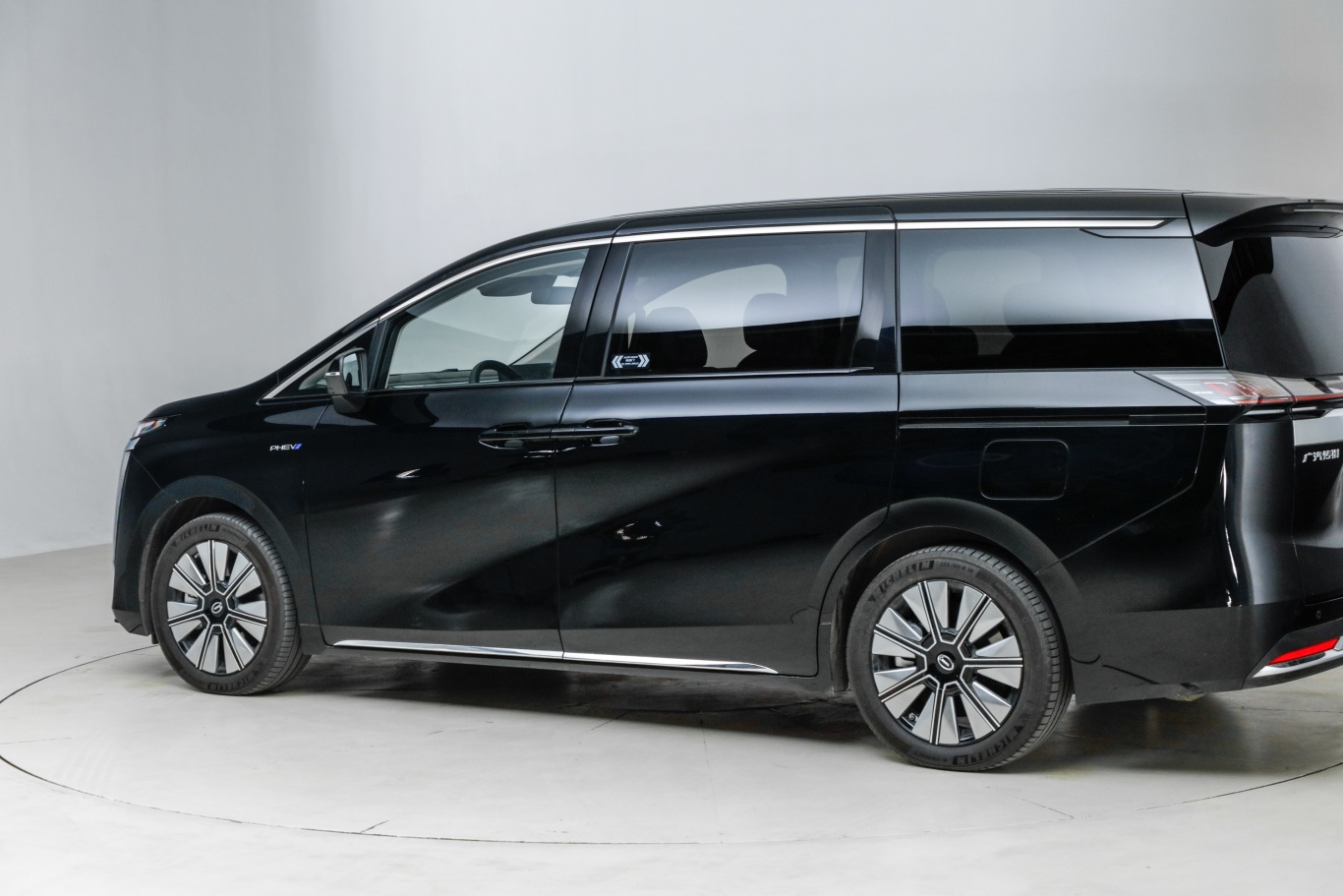 【传祺E8新能源2.0L 150km 龙腾光辉版+外观细节图片-汽车图片大全】-易车