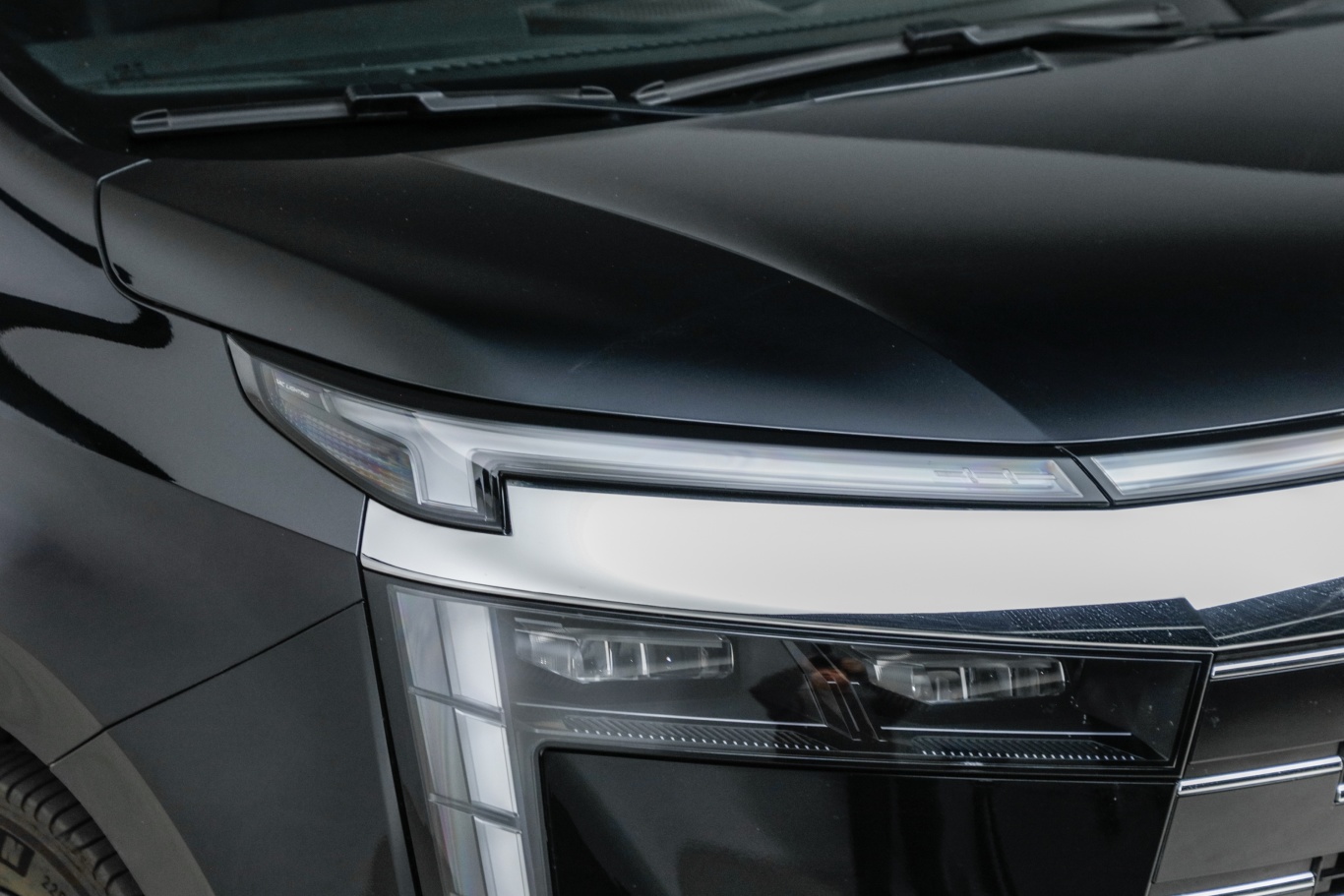 【传祺E8新能源2.0L 150km 龙腾光辉版+外观灯组图片-汽车图片大全】-易车