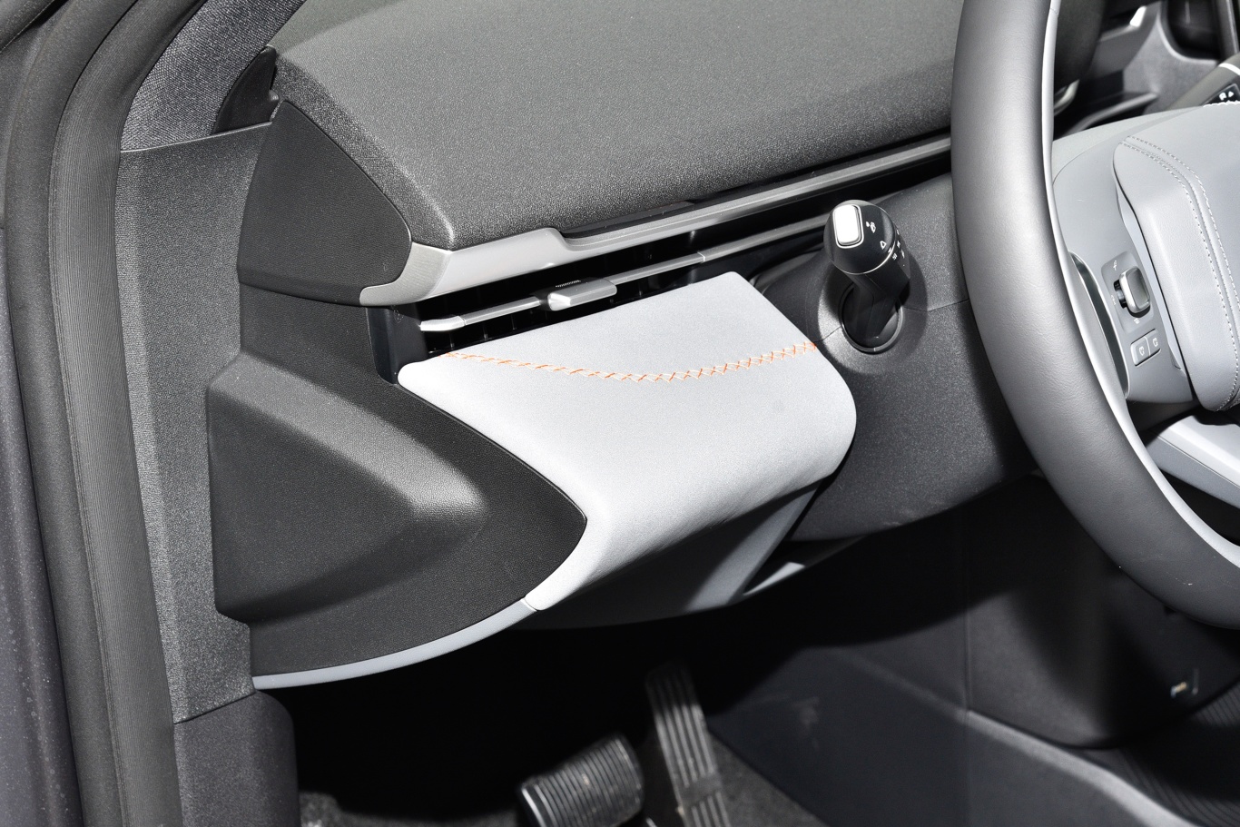 【深蓝S05纯电版 510km 510Plus主驾驶位图片-汽车图片大全】-易车