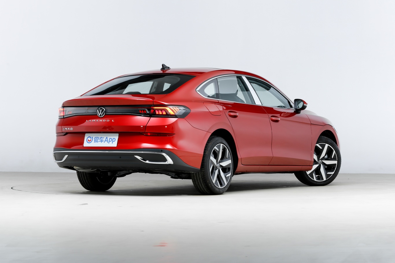 【凌渡凌渡L 280TSI 酷辣版侧后45度车头向右水平图片-汽车图片大全】-易车