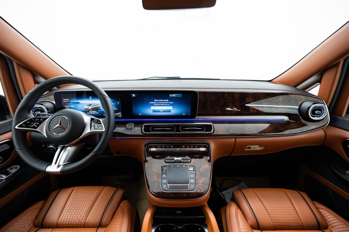 【克蒂圣姆峰系列2.0T MH7领先版 7座前排图片-汽车图片大全】-易车