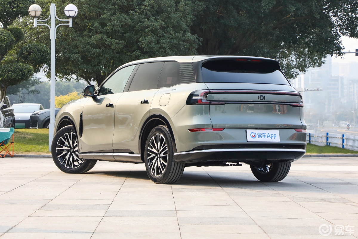 长安启源Q07在空间布局上_易车