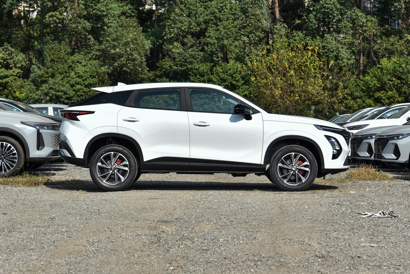 【瑞虎5x高能版 1.5T CVT豪华型正侧车头向右水平图片-汽车图片大全】-易车