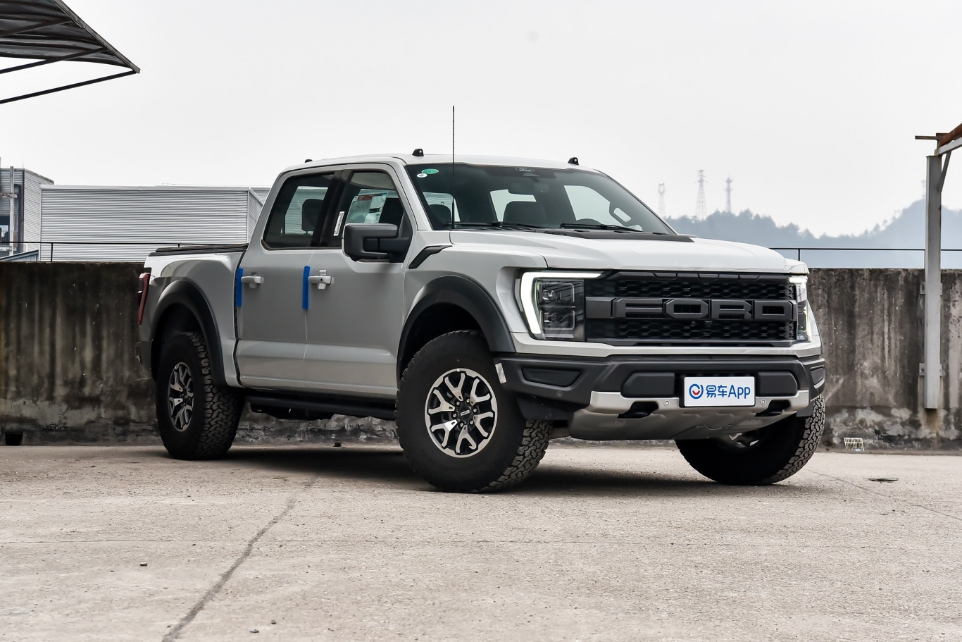 【福特F-1503.5T 猛禽傲雪冰晖特别版侧前45度车头向右水平图片-汽车图片大全】-易车