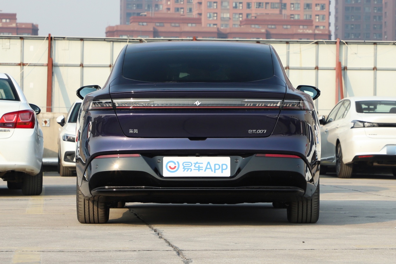 【eπ007纯电版 620km 后驱如奕版正后水平图片-汽车图片大全】-易车