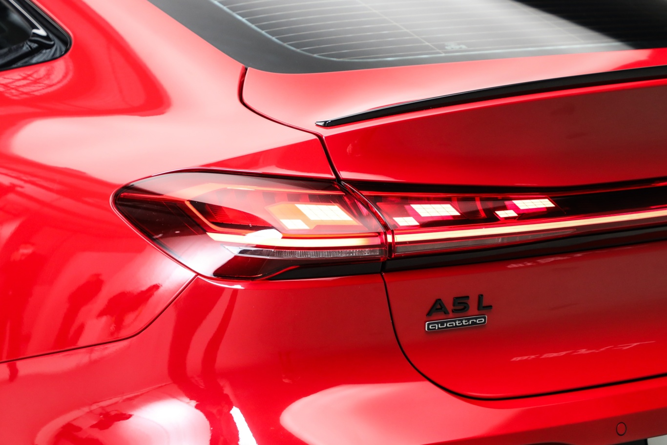 【奥迪A5L Sportback2.0T 首发限量版外观灯组图片-汽车图片大全】-易车