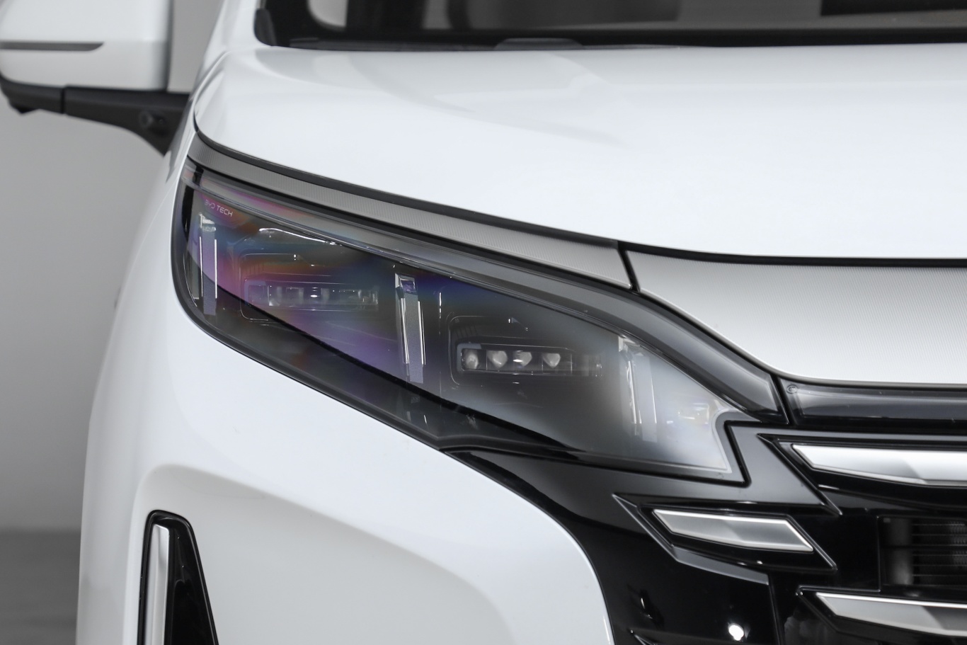 【夏DM-i 1.5T 180km 卓越型外观灯组图片-汽车图片大全】-易车