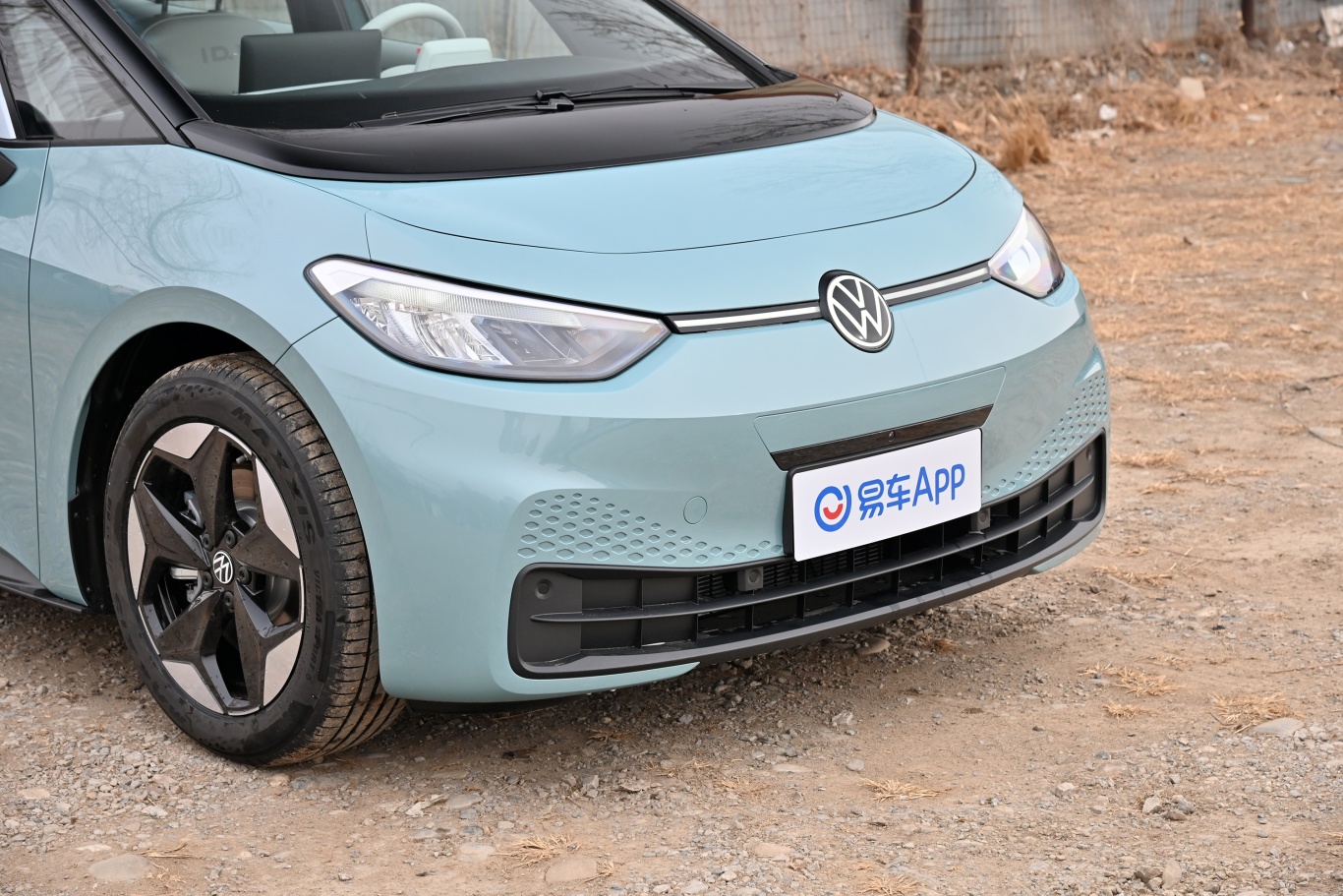 【大众ID.3聪明款 451km 出众版前格栅侧俯拍图片-汽车图片大全】-易车