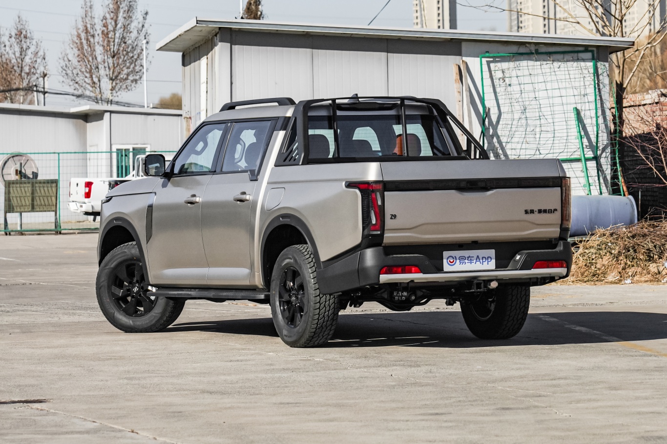 【郑州日产Z9GT 2.0T 自动四驱标箱智享版 汽油侧后45度车头向左水平图片-汽车图片大全】-易车