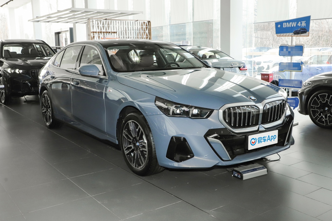 【宝马5系530Li xDrive M运动套装侧前45度车头向右水平图片-汽车图片大全】-易车