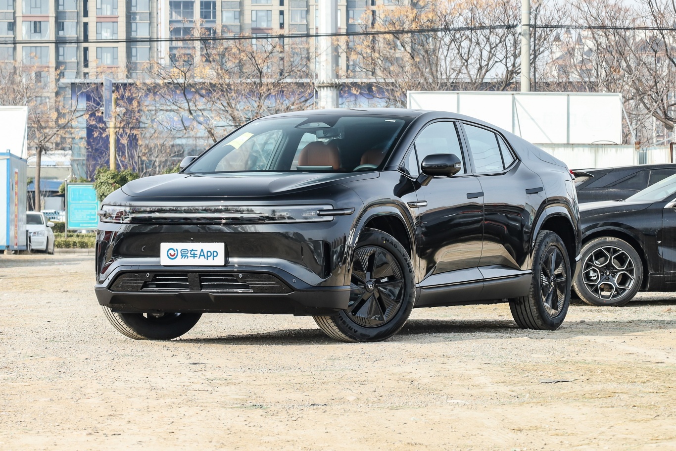 【长安启源E07纯电版 701km 后驱Pro智能版侧前45度车头向左水平图片-汽车图片大全】-易车