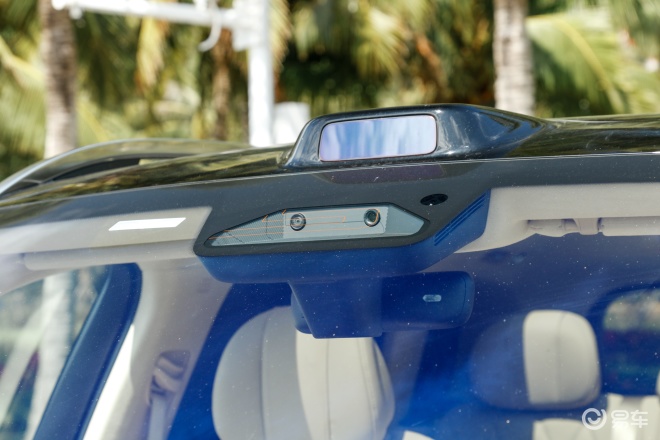 2025款问界M9上市72小时大定突破21000台 售46.98万元起_易车