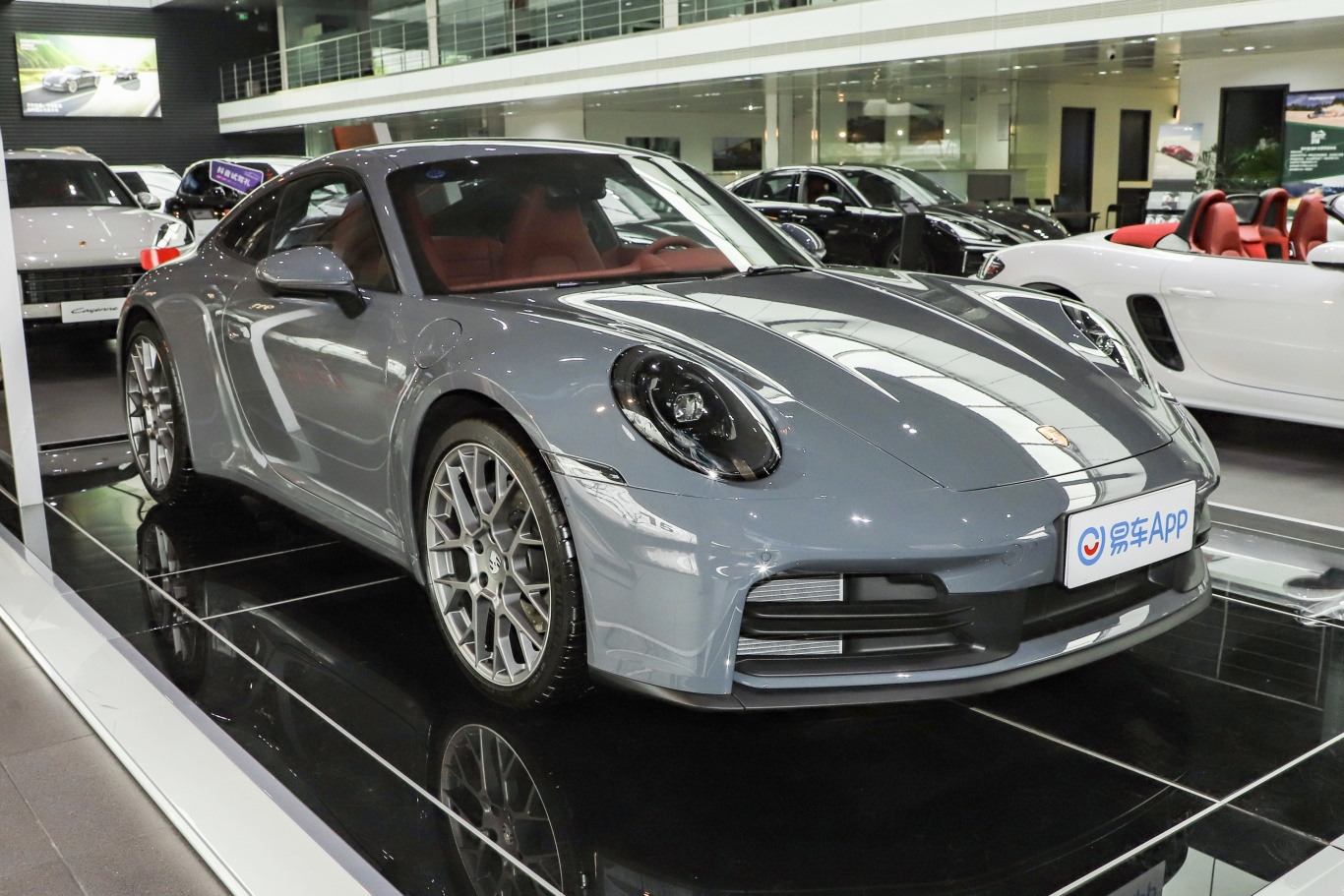 【保时捷911Carrera 3.0T侧前45度车头向右水平图片-汽车图片大全】-易车