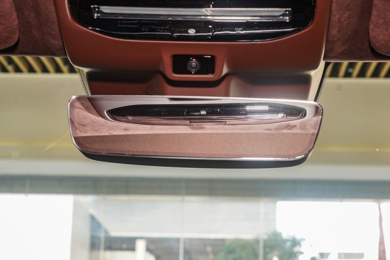 【昊铂HL纯电版 750km 后驱Max激光雷达版 6座内后视镜图片-汽车图片大全】-易车