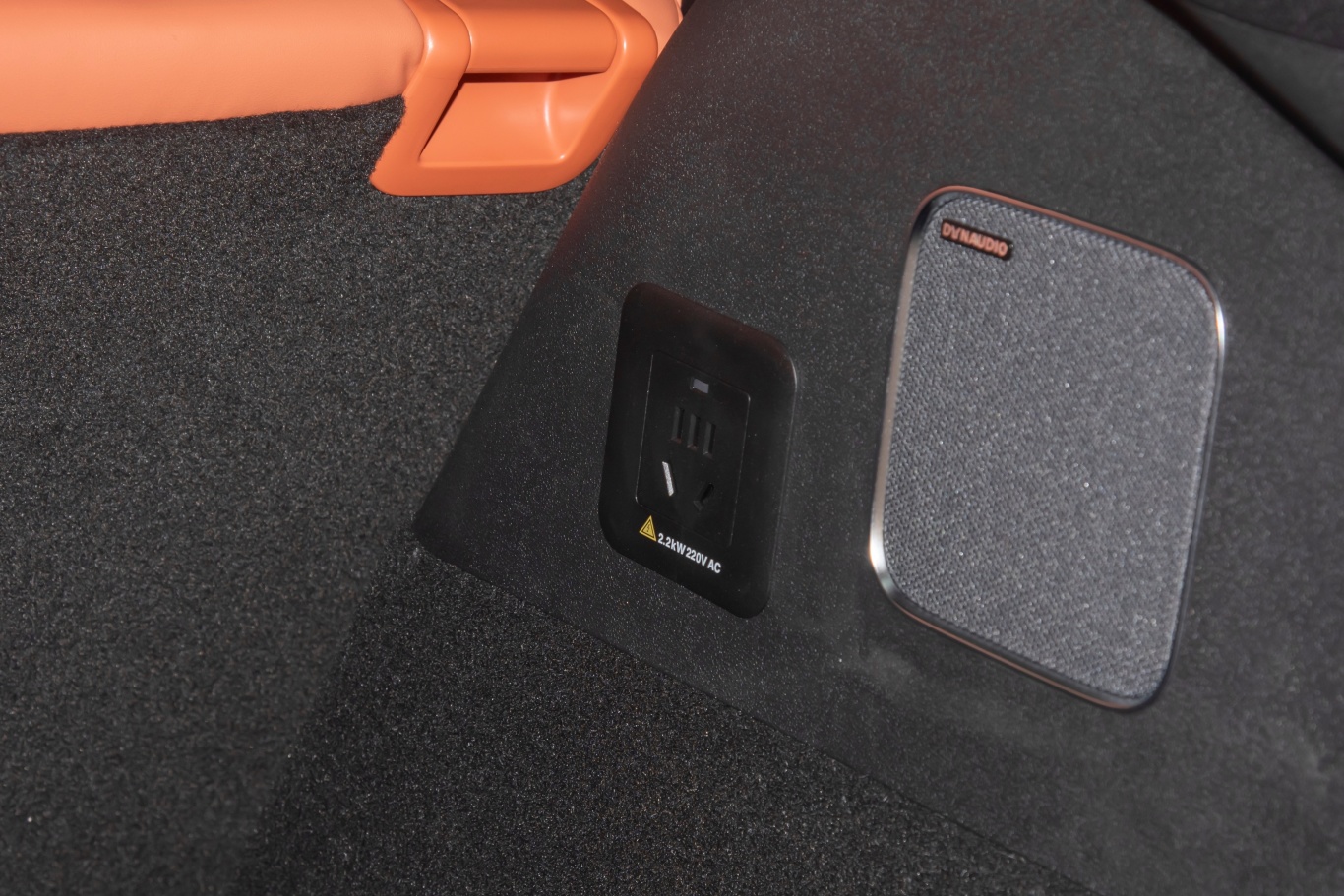 【海狮07EV智驾版 550km 四驱智驾版行李厢电源接口图片-汽车图片大全】-易车