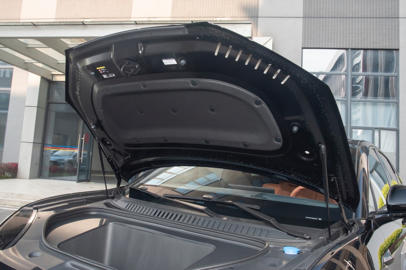 【海狮07EV智驾版 550km 四驱智驾版前舱盖内侧图片-汽车图片大全】-易车