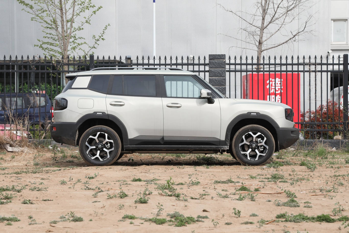 【山海T11.5T 226km 四驱征服版正侧车头向右水平图片-汽车图片大全】-易车