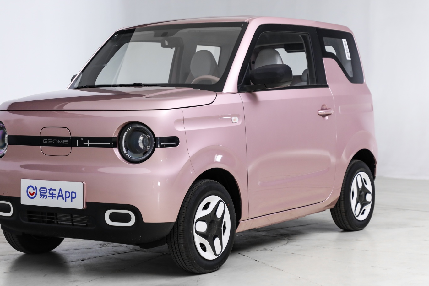 【熊猫熊猫mini 210km 元气熊外观细节图片-汽车图片大全】-易车