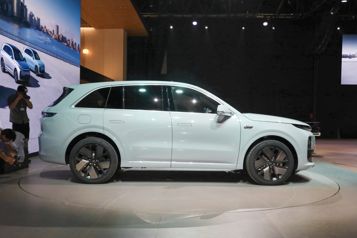 【理想L6L6 Max 智能焕新版外观图片-汽车图片大全】-易车